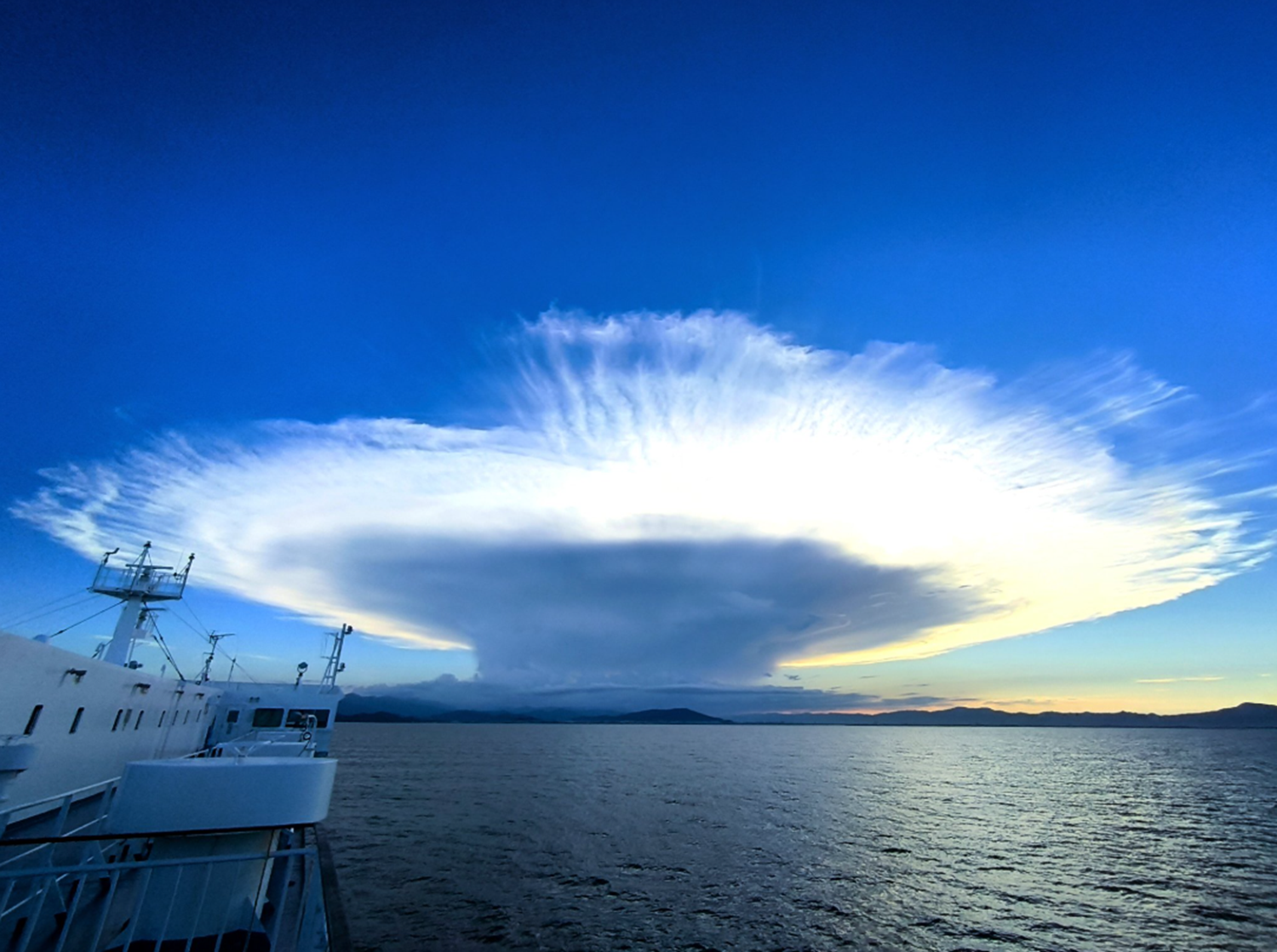 A Sign More Dangerous Than an Earthquake? The Terrifying Clouds ...