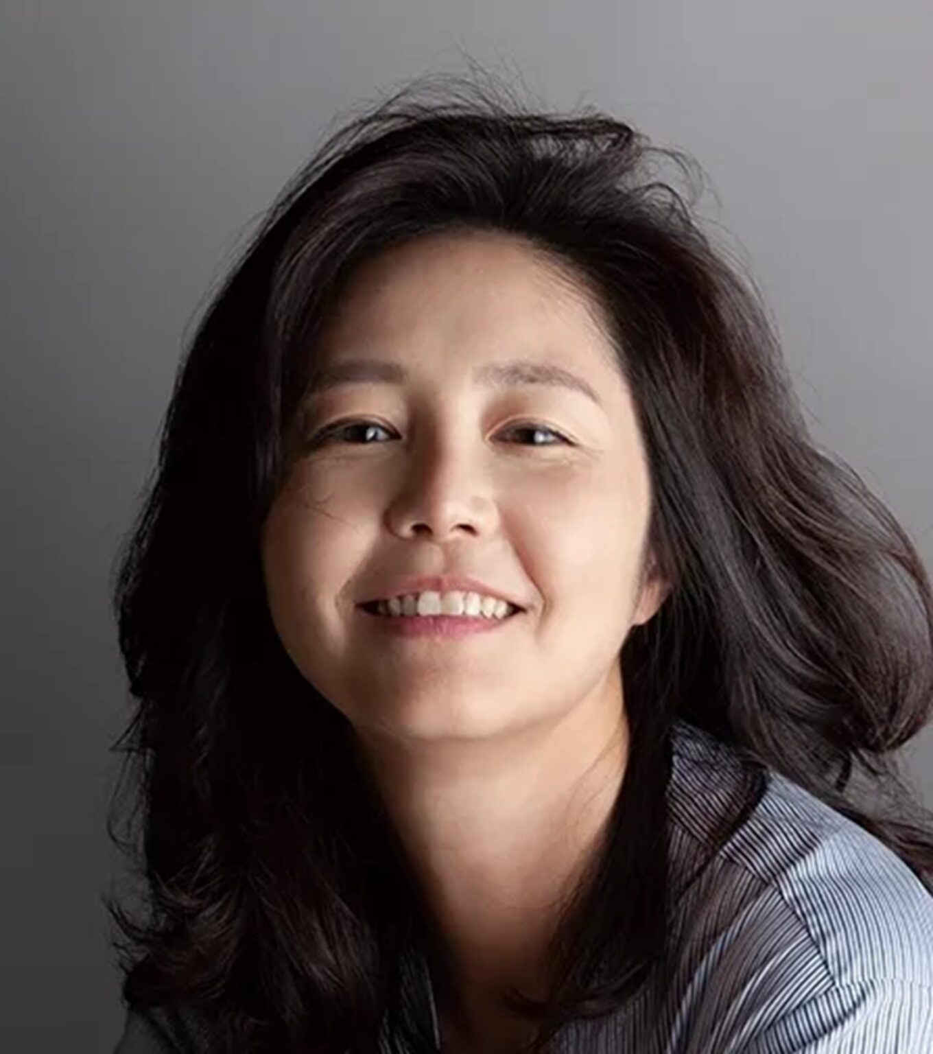前 SM 이수만 회장이 50억 집 증여한…17살 연하 미모의 애인 정체 | 인포루프