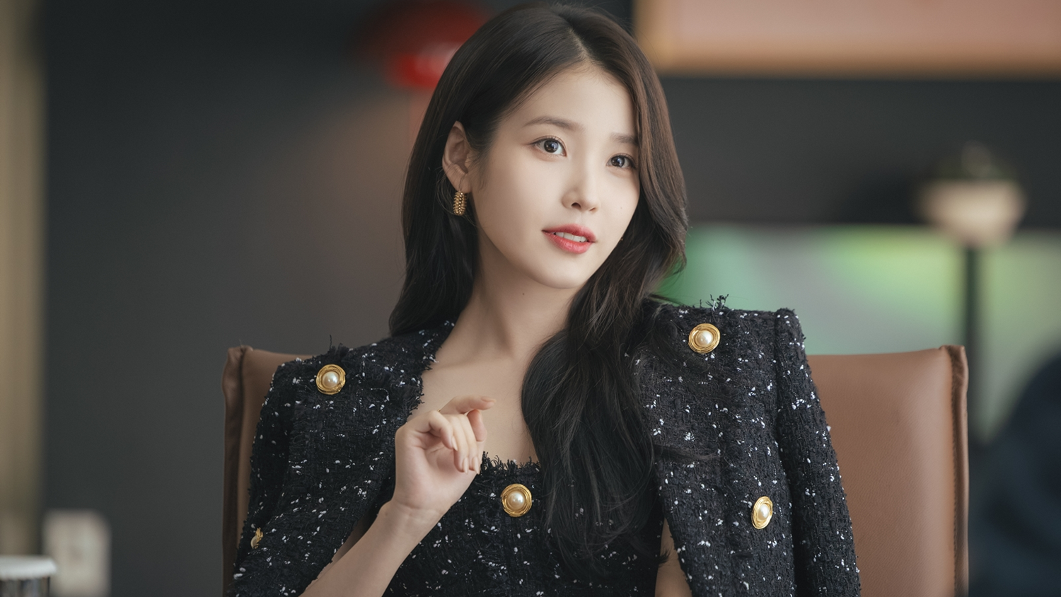 The identity of the celebrity man IU is trying to marry by mobilizing ...